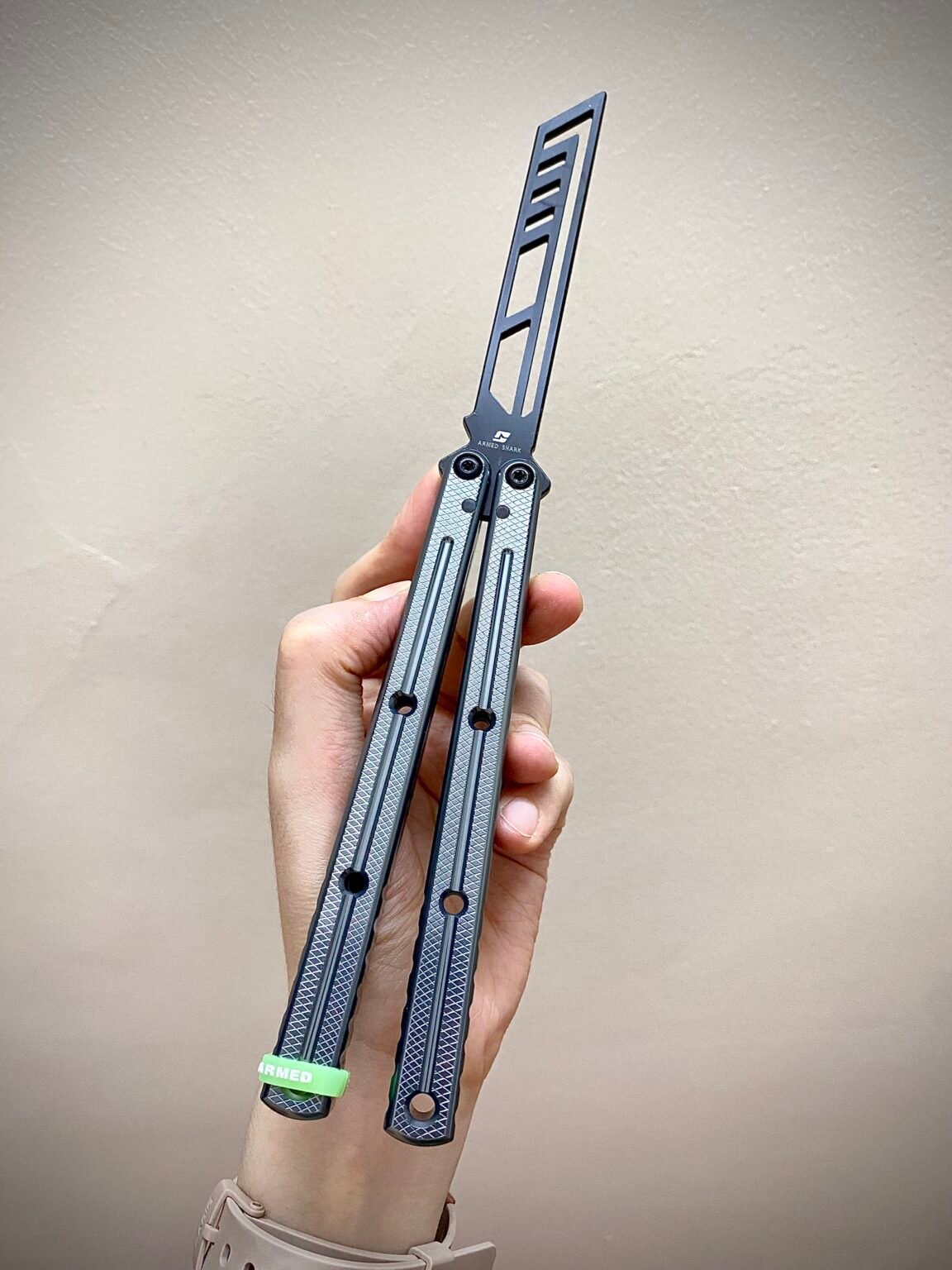 ARMED SHARK KRAKEN TRAINER V3 - hicokeobalisong.com